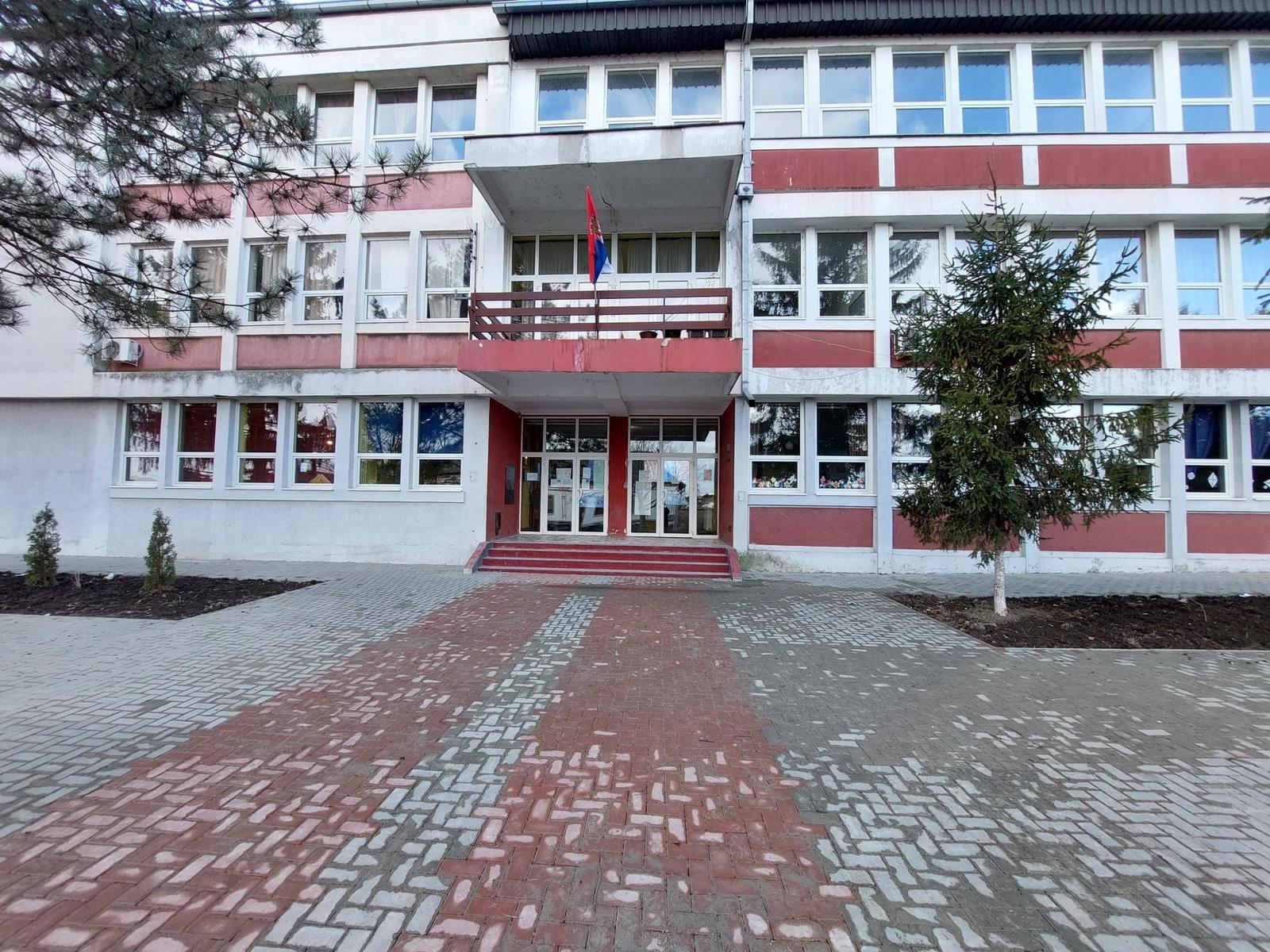 Mali Iđoš - 024 Info vesti